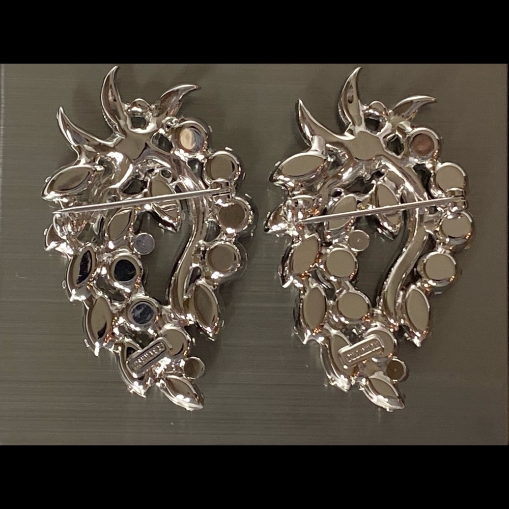 2 Vintage Eisenberg Clear Rhinestone Leaf Brooch Pin Gem